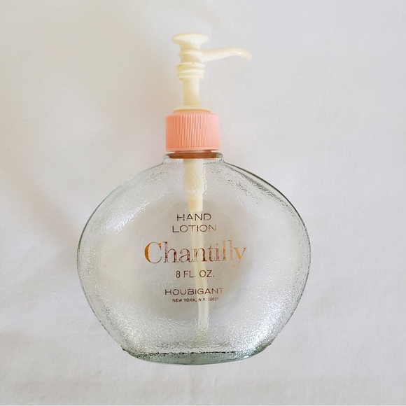 HOUBIGANT | Bath & Body | Chantilly Houbigant 8oz Hand Lotion Pump ...